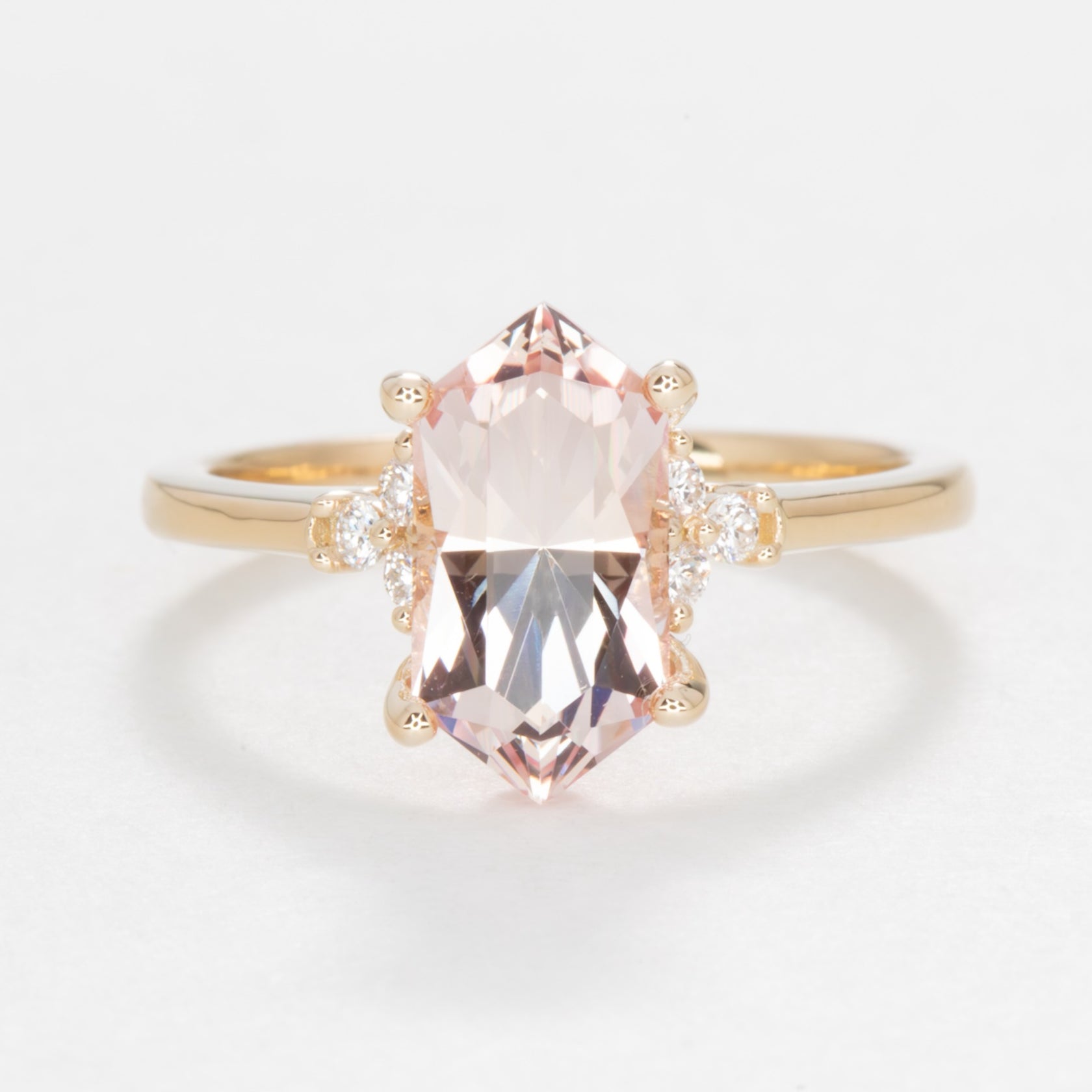 Linnea Ring – Stag & Finch