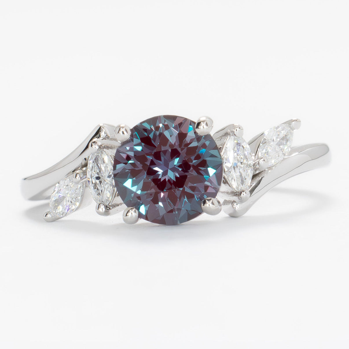 Alexandrite Saige Ring – Stag & Finch