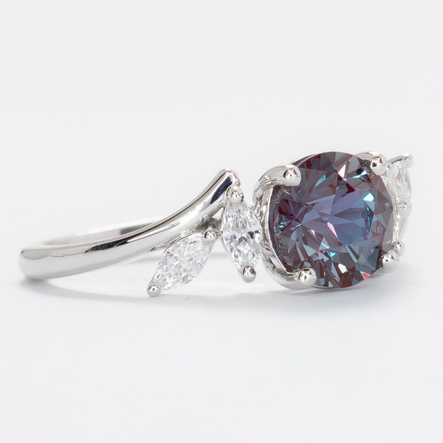 Alexandrite Saige Ring – Stag & Finch