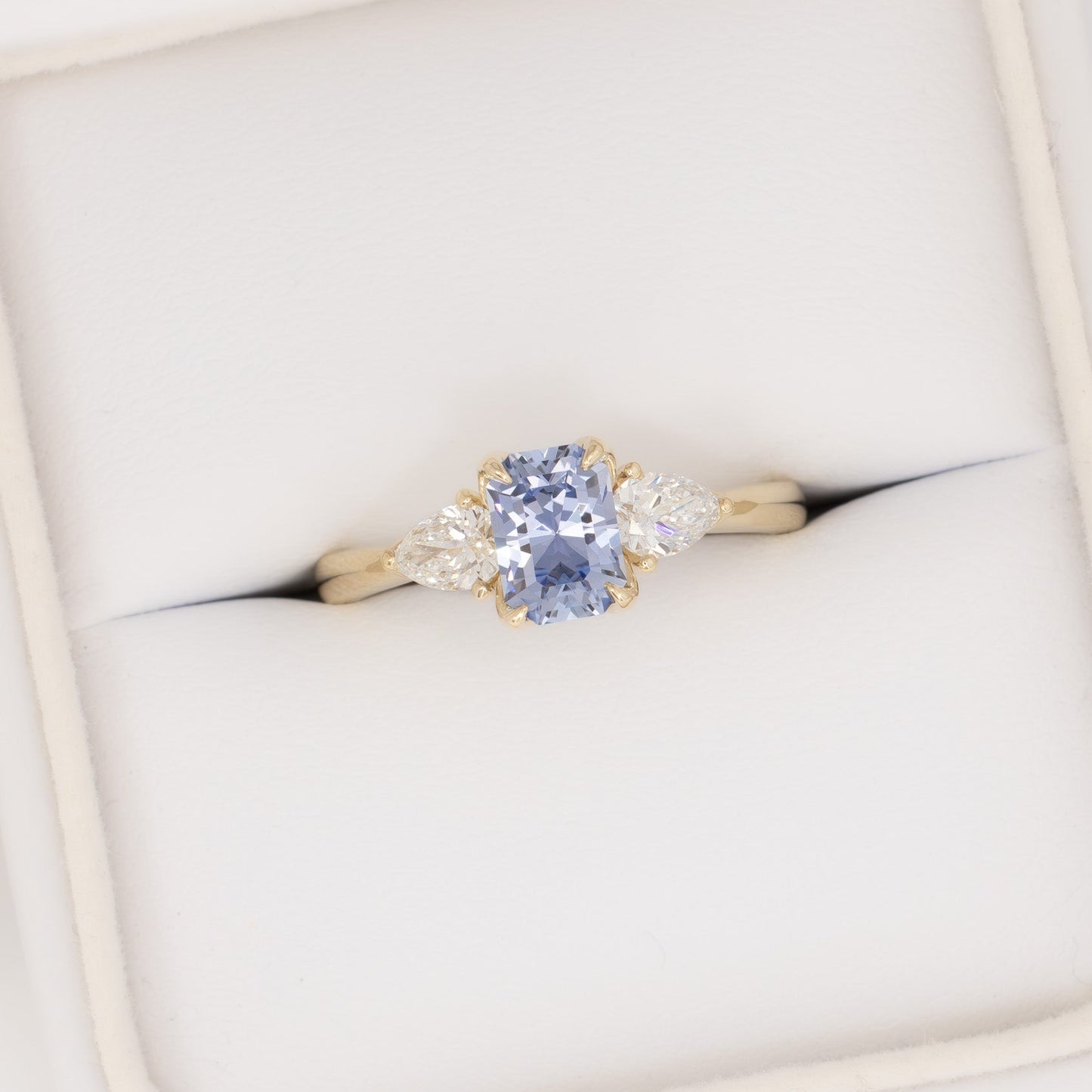 Arctic Tawnee Ring – Stag & Finch